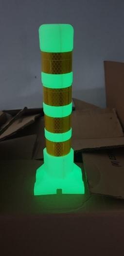 MEDIAN NIGHT REFLECTOR POST 2.0